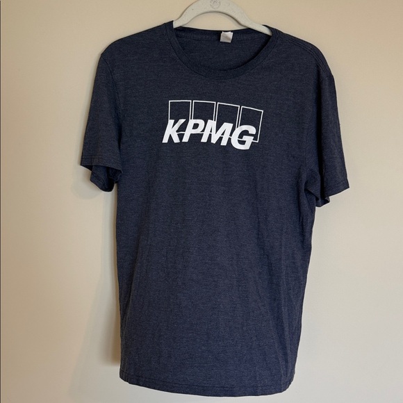 KPMG | Tops | Kpmg Short Sleeve Tee Shirt Sz Med | Poshmark